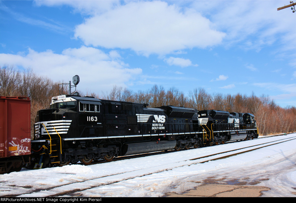 NS 1163
